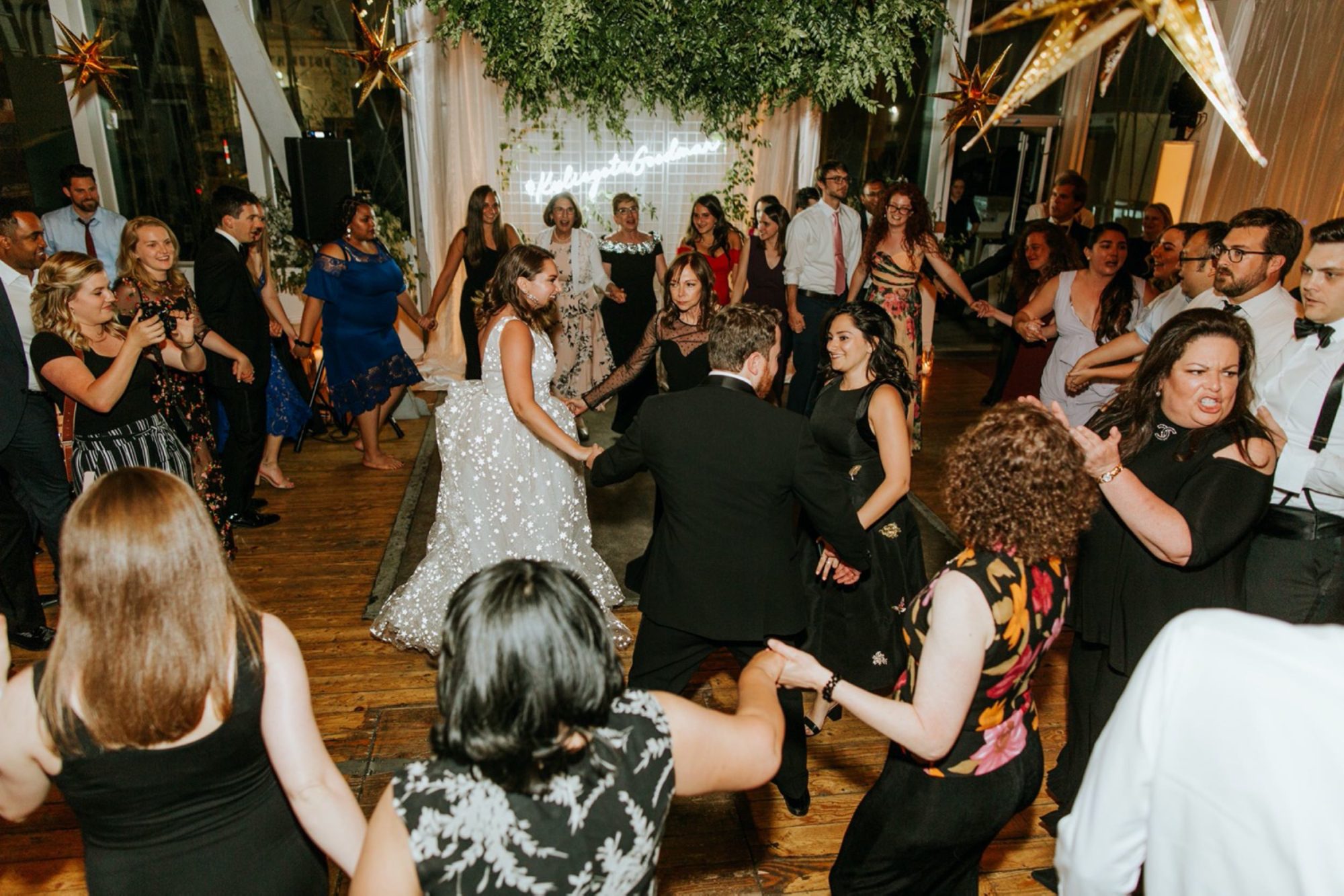 A Seattle Wedding at Metropolist in Sodo - Jenna Bechtholt Photography