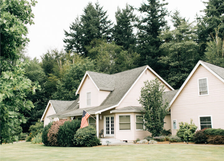 A Rustic Seattle Wedding in the Woods // Lance + Annika - Jenna ...